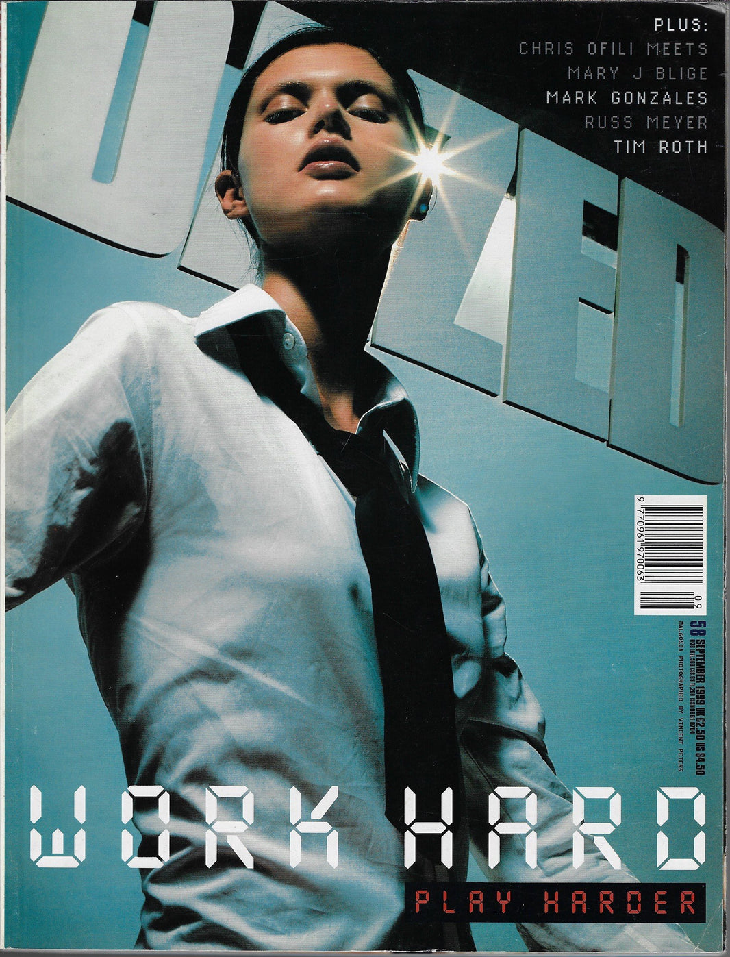 Dazed & Confused Magazine Volume 1 – The Face & I-D Archive